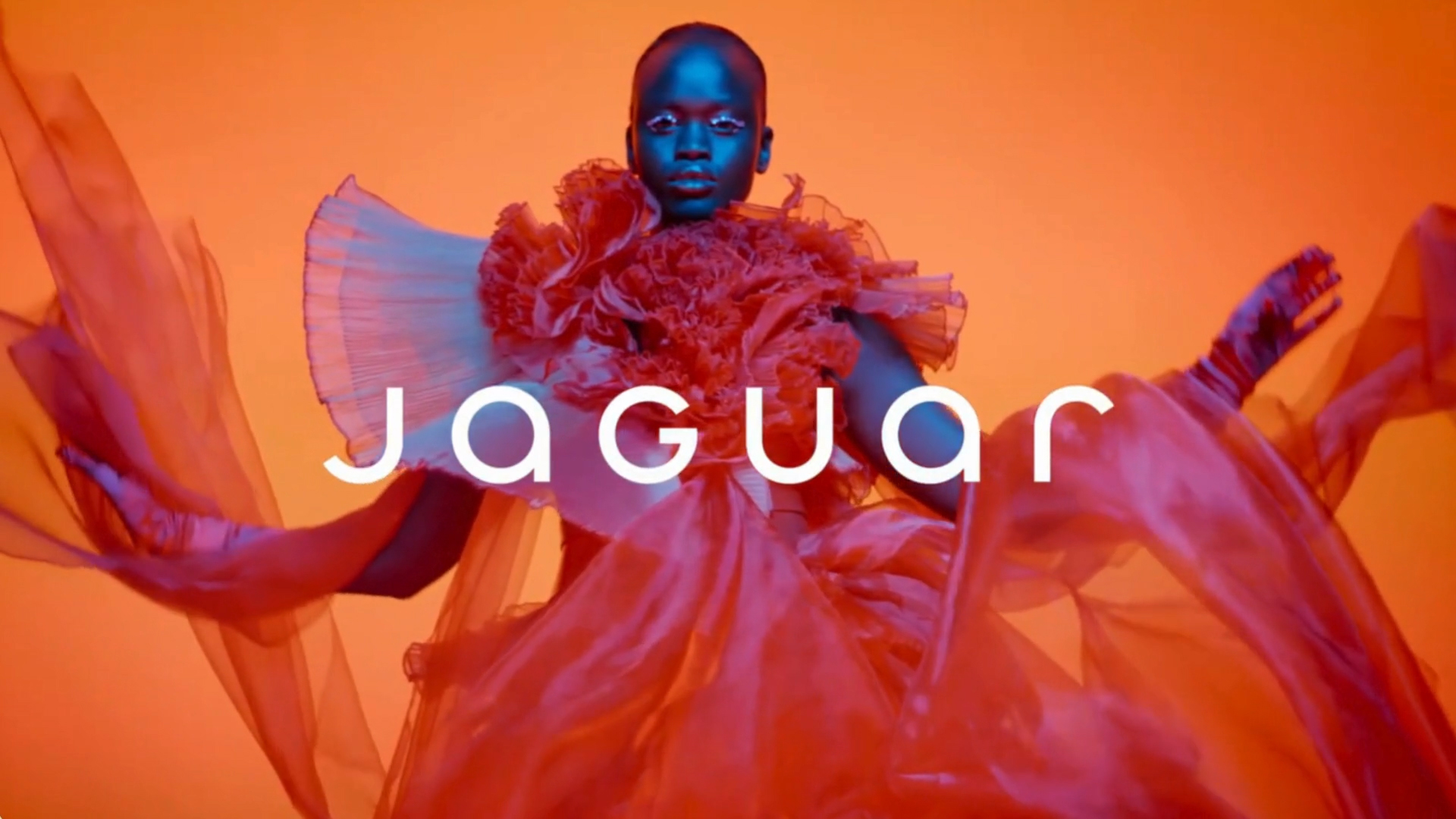 El polémico rebranding de Jaguar ha generado un gran debate.